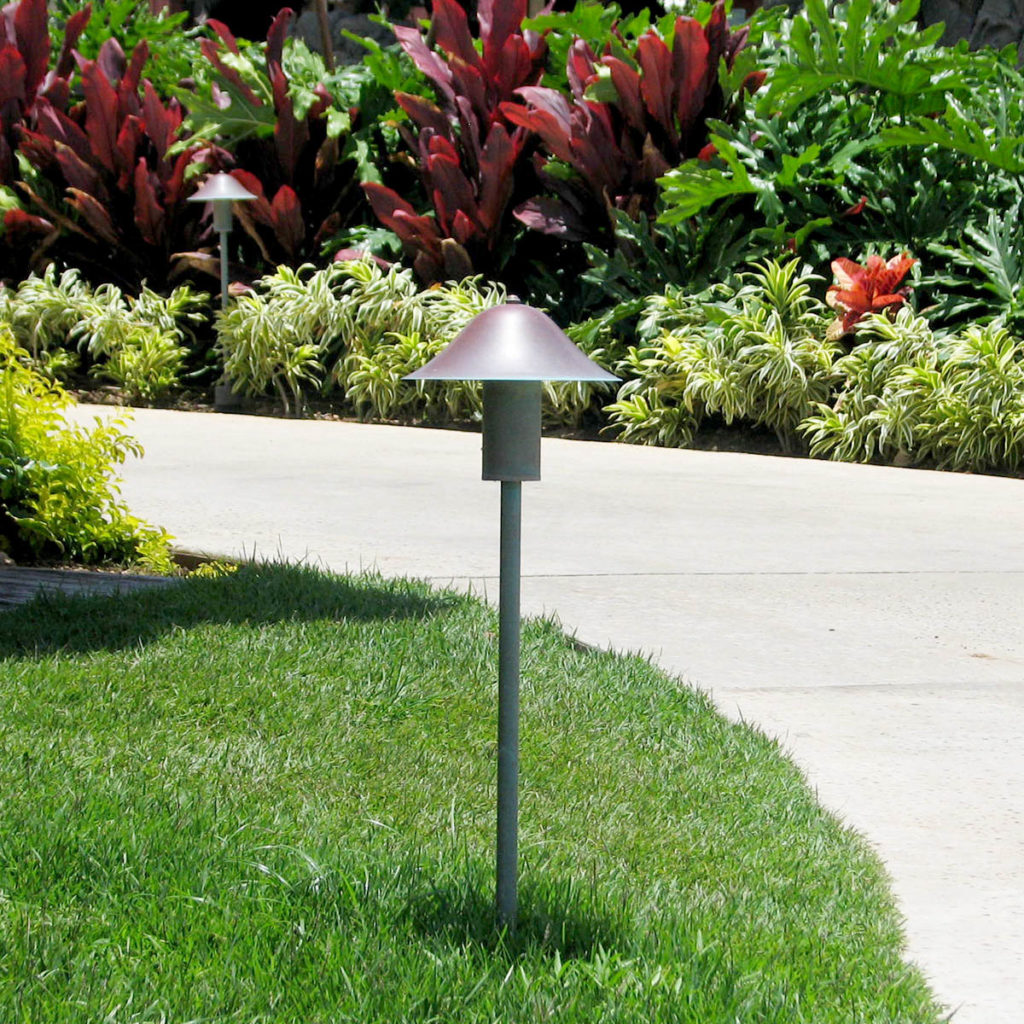R-Series LED Pathlights (12/120/230V LED) - Beachside Lighting Honolulu